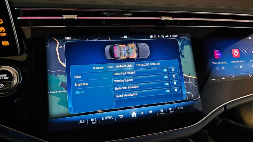 Mercedes MBUX de tercera generación de Mercedes con aplicaciones de Android