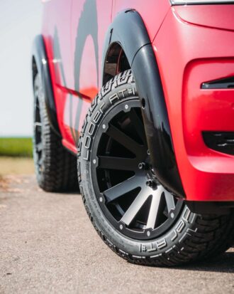 ᐅ Volkswagen Multivan T7 de Delta4x4 se convierte en un vehículo off-road