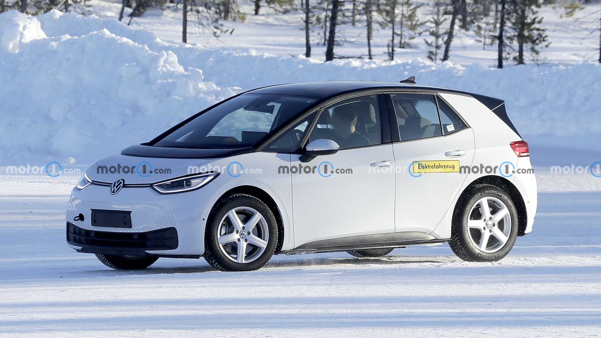 ¡ Mira la primera imagen del misterioso VW ID.2 ! – Autos Rodando
