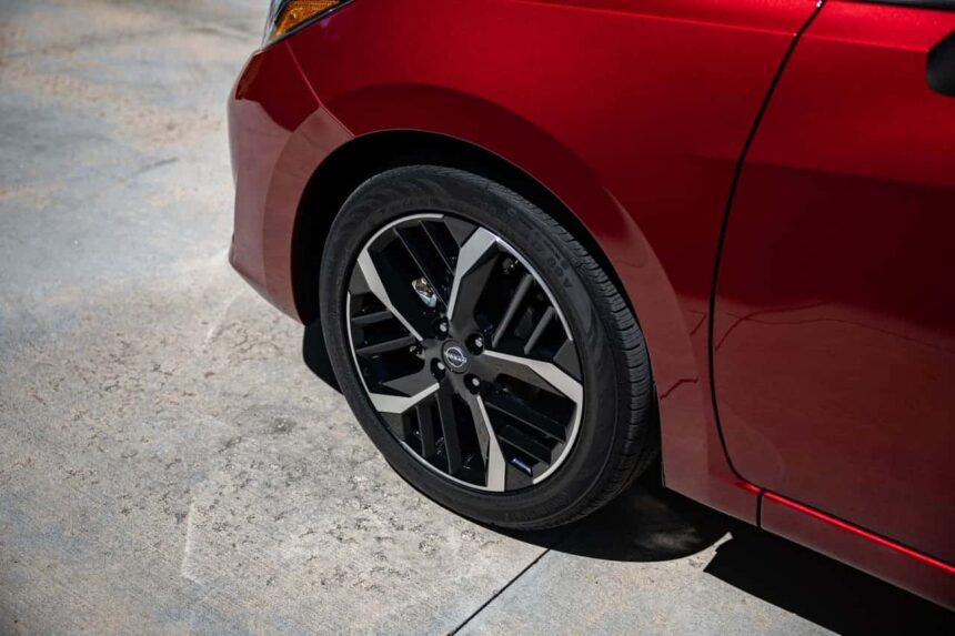 Nissan Versa 2024: Se renueva con Mucha Seguridad desde la version de ...