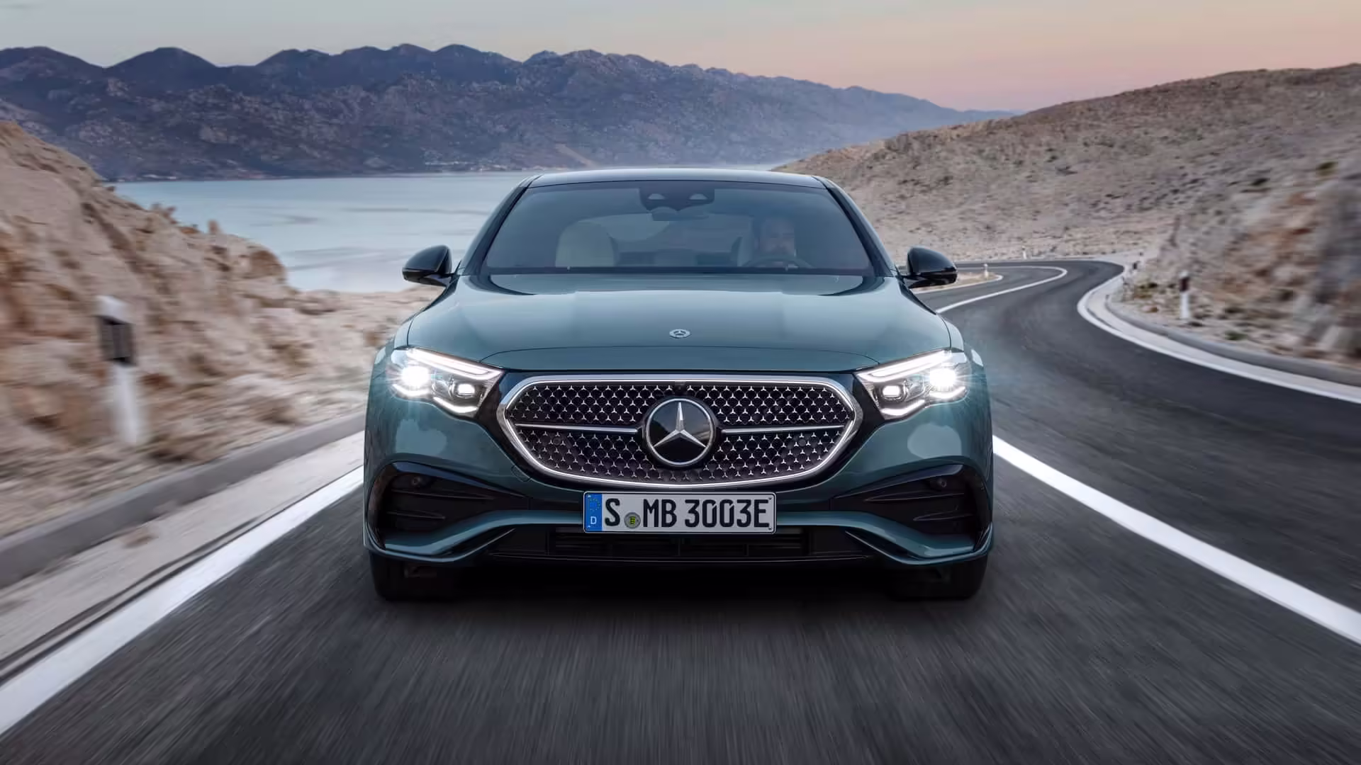 El Nuevo Mercedes-Benz Clase E 2024: Descubre el Diseño EQ y las ...