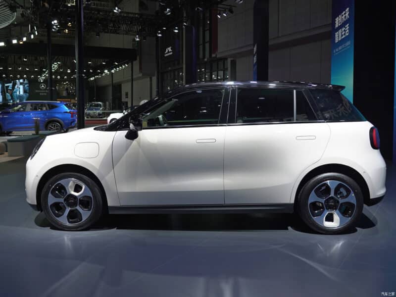 JAC Yiwei 3, El asequible vehículo eléctrico que se lanzara en Junio