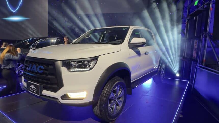 JAC T8 EV: La Pick-up 100% eléctrica ya esta en preventa en el país