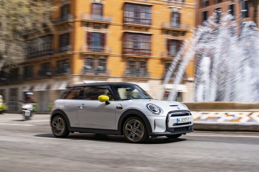 MINI: Renueva su portafolio para el 2024 de Híbridos y Eléctricos en ...