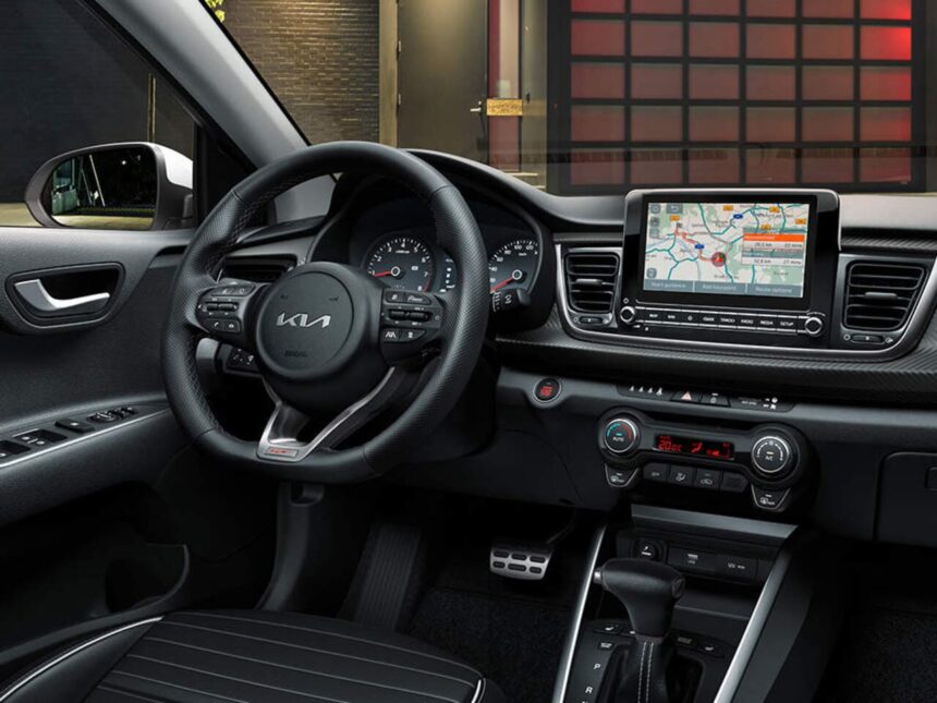 Kia Rio Redescubre el Camino de la Evolución Sedán y Hatchback