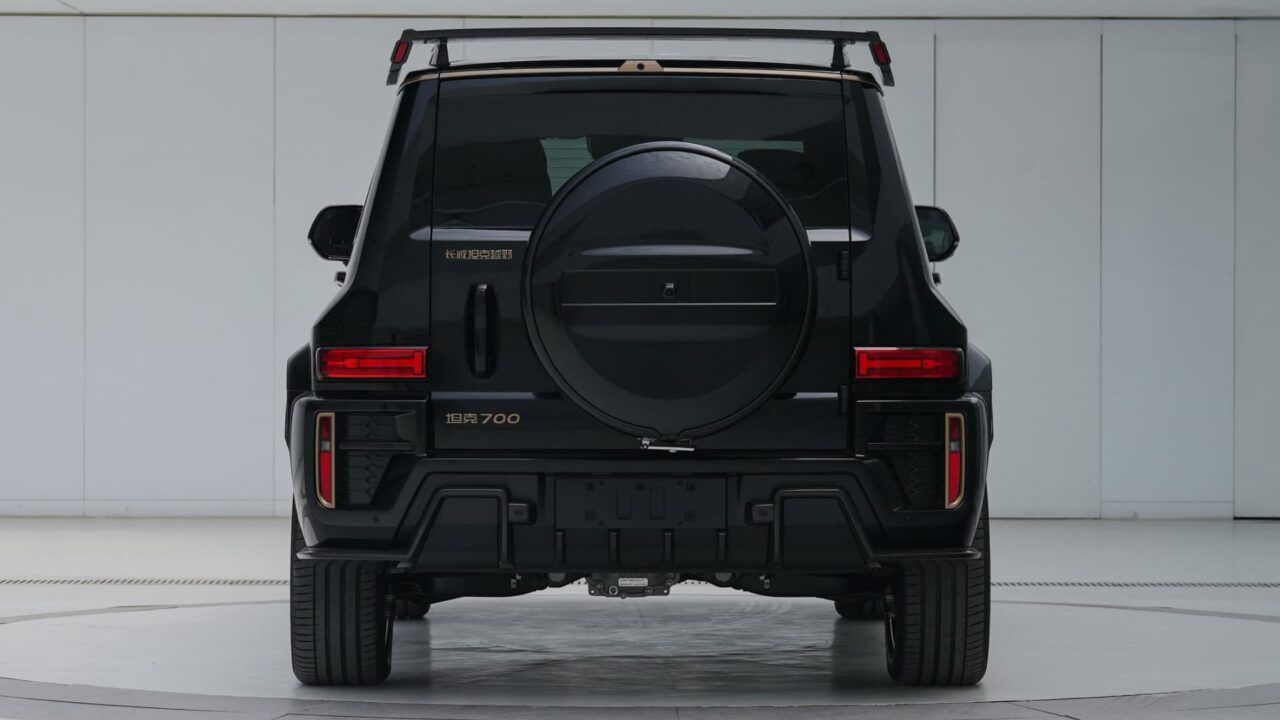 ᐅ Great Wall Tank 700 Hi4-T: El Nuevo Tanque En La Carretera