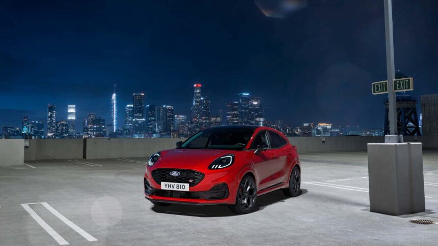 Ford Puma ST 2024: Tecnología y Potencia en un Compacto