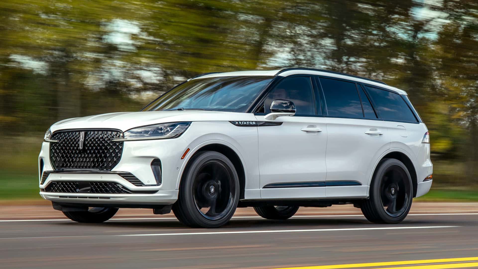 ᐅ Lincoln Aviator 2025: Más Que Un Rediseño, Una Experiencia De Lujo Renovada