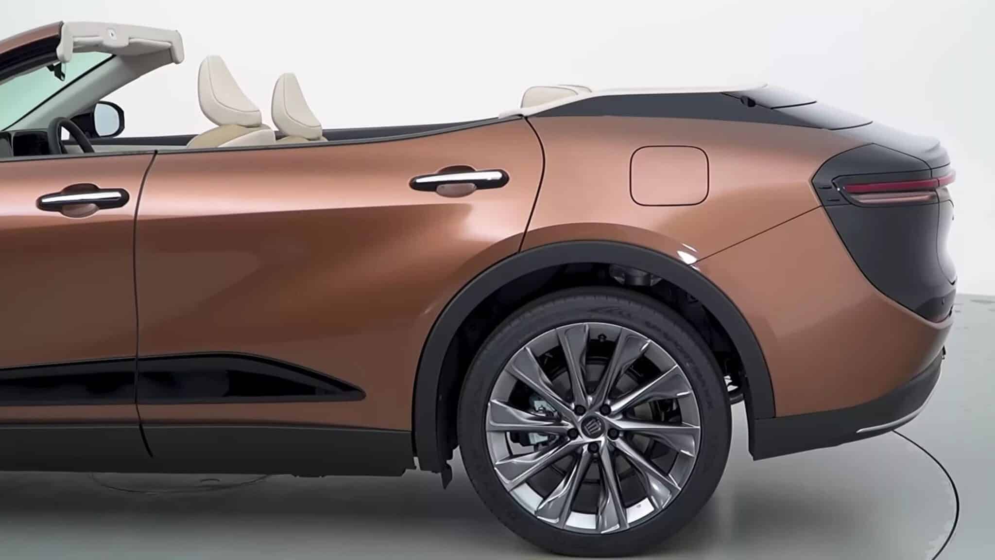 ᐅ Toyota Crown Crossover Convertible: Se Rompen Moldes Con Este Auto