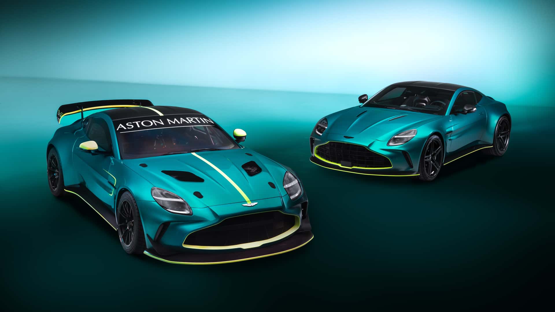 ᐅ Aston Martin Vantage GT4: Fusión Perfecta De Velocidad Y Elegancia