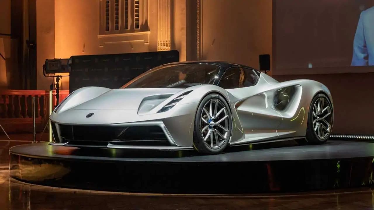 ᐅ Lotus Chapman Bespoke: Crea El Auto De Tus Sueños