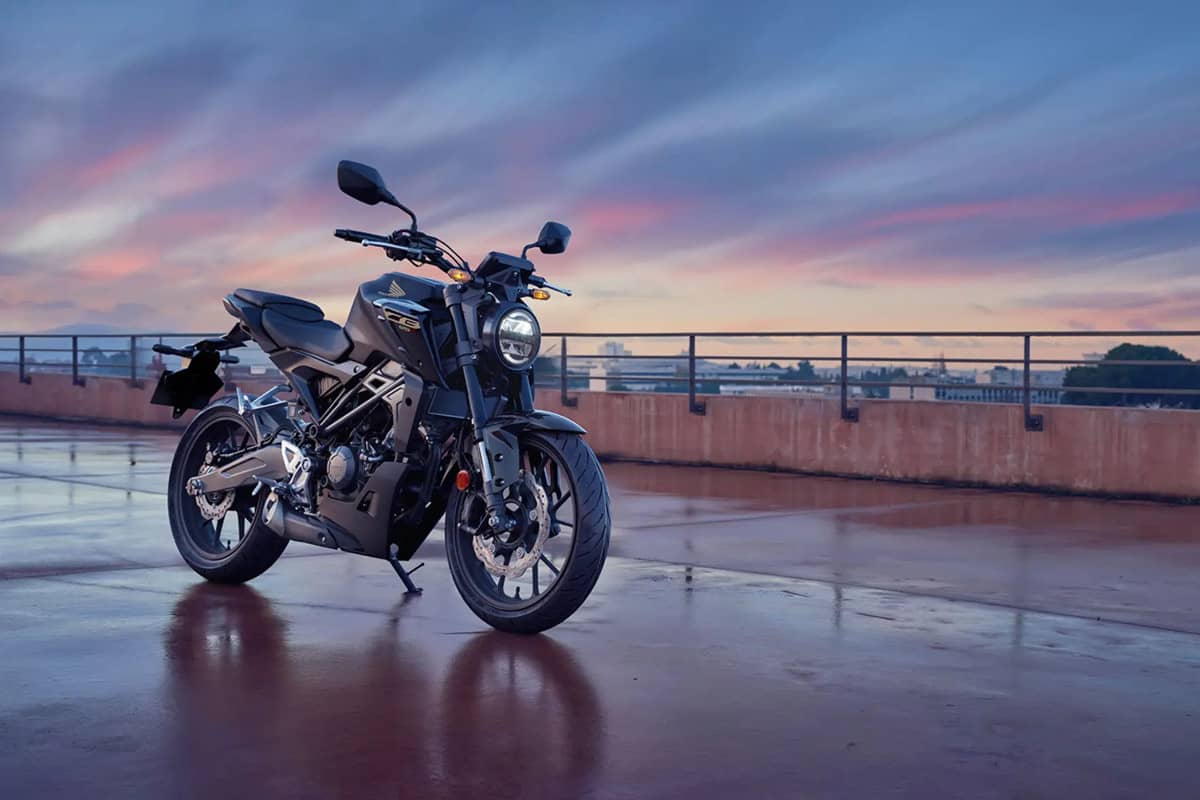 ᐅ Honda CB125R 2024: Una Revolución En Dos Ruedas