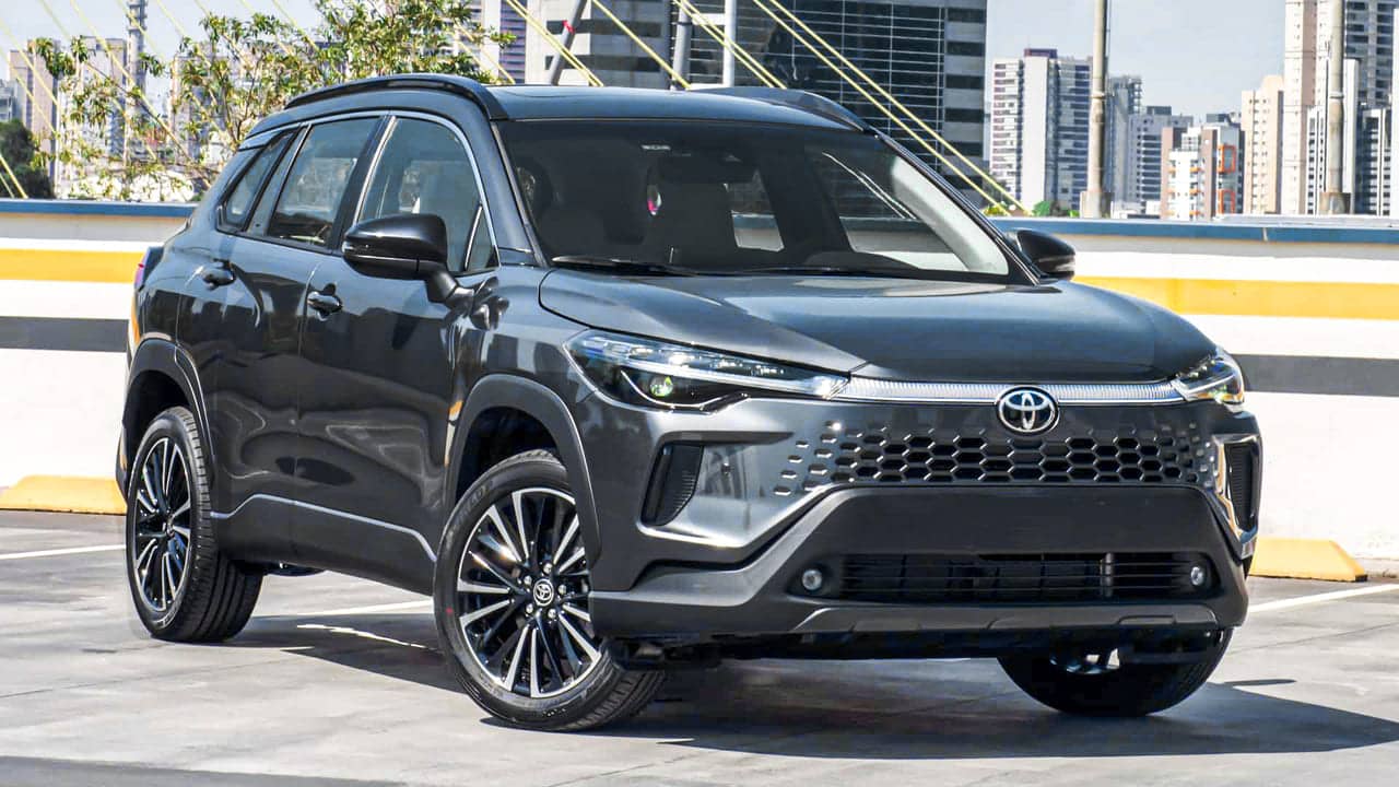 ᐅ Toyota Corolla Cross 2025: Un Gigante que Ruge en Latinoamérica