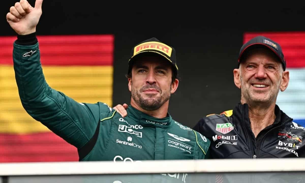 ᐅ Oficial Adrian Newey Ficha Con Aston Martin F1: ¿Qué Significa Para ...
