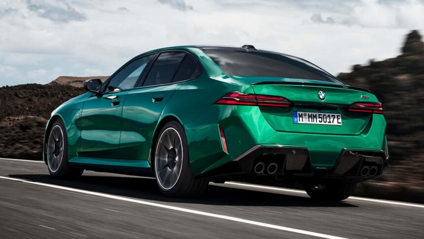 BMW M5 2025: Todo Sobre el Súper Sedán más Potente