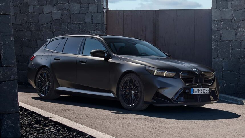 BMW M5 Touring 2025: La Nueva Definición de Potencia y Versatilidad