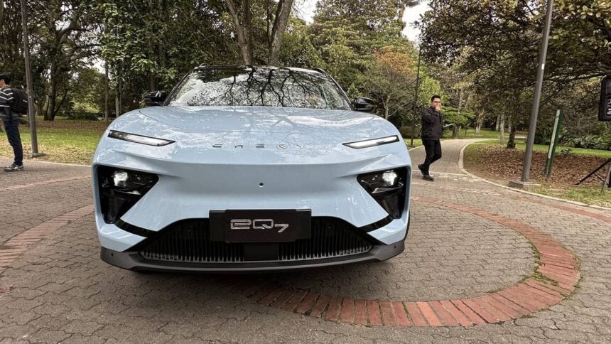 Chery eQ7: La SUV Eléctrica Llega a Colombia Precio y Características
