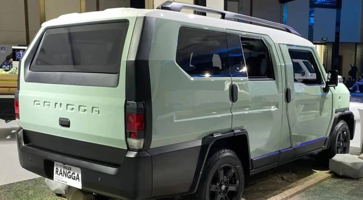 ᐅ Toyota Hilux Rangga: Diseño Inspirado en la FJ Cruiser y Enfoque Práctico