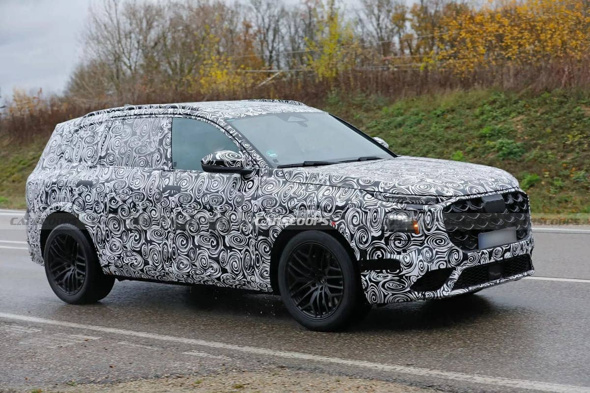 ᐅ Audi Q7 y SQ7 2026: Diferencias Reveladas en Nuevas Fotos Espía