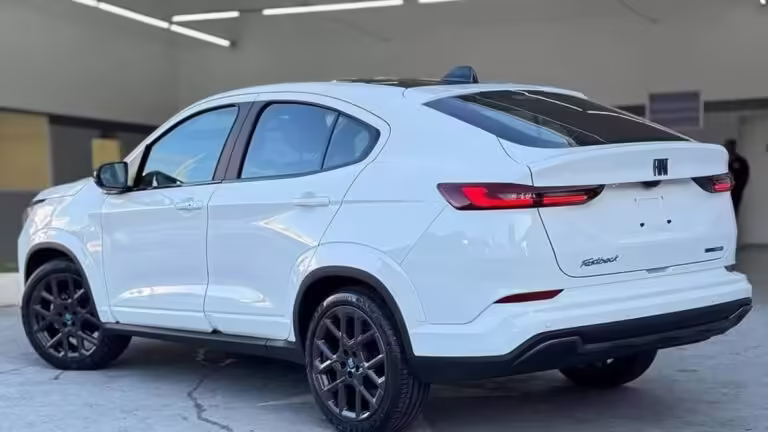 Fiat Fastback 2026: nuevo diseño, más tecnología y una sorpresa en el techo